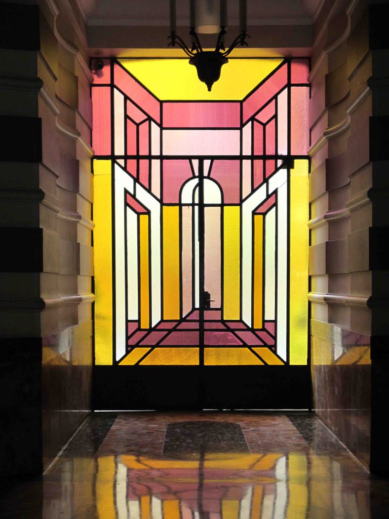 Luigi Matteoni immortala gli ingressi Art Déco di Milano - Il Giornale OFF